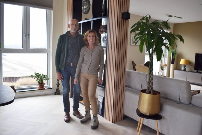 Binnenkijken bij Herman en Els in hun gloednieuwe appartement op de ...