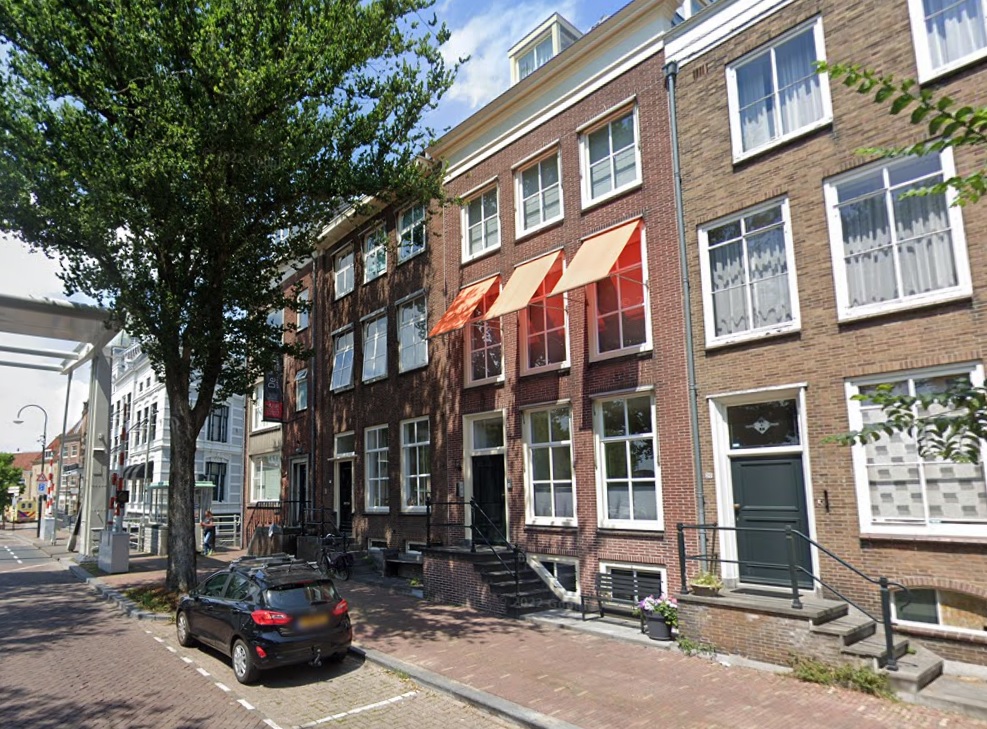 6 x deze huizen onder de 330.000 euro staan net te koop in Dordrecht ...