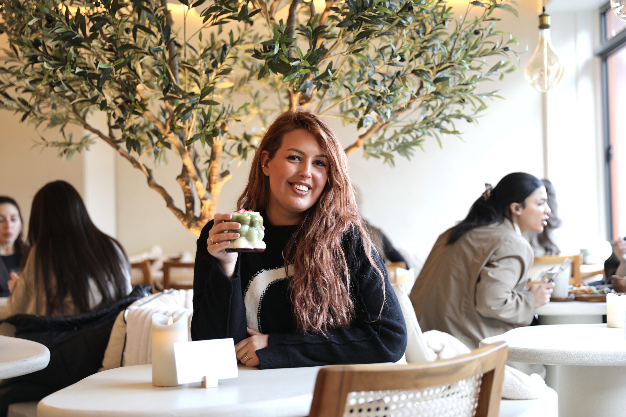 Matcha, koffie en broodjes: Amber opende haar nieuwe lunchroom Soulz aan het Statenplein ...