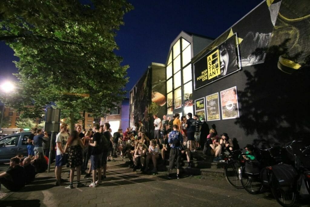 Astrant is zaterdag tot 04.00 uur open (en dit kun je er doen ...