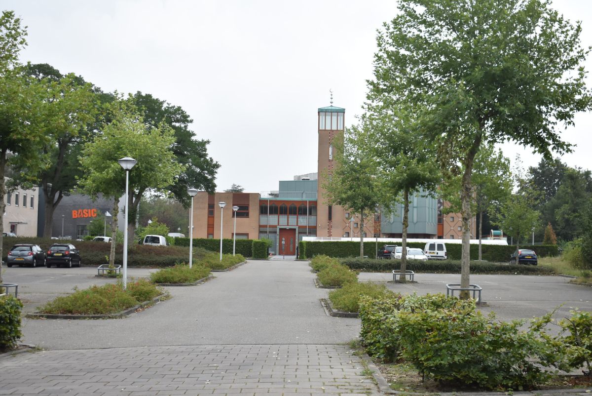 Toen in Ede: de Marokkaanse moskee nog aan de Driehoek zat - indebuurt Ede