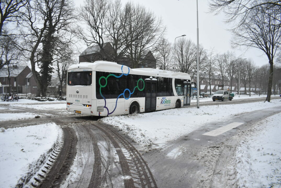 De dienstregeling van trein en bus in Ede wijzigt: dit moet je weten ...