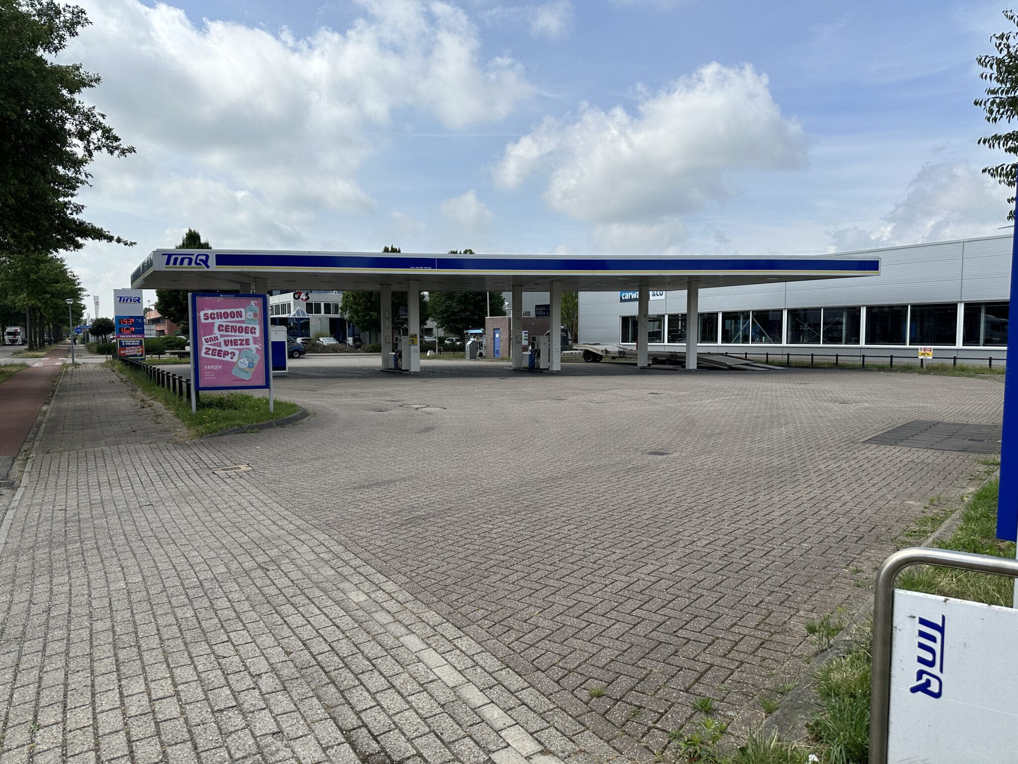 Grote prijsverschillen tussen tankstations in Ede: hier tank je het ...