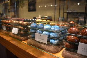 Raymond en Yvon doen het 'Effe Anders' en verkopen lunchroom: 'We zijn nu een speciaalzaak'