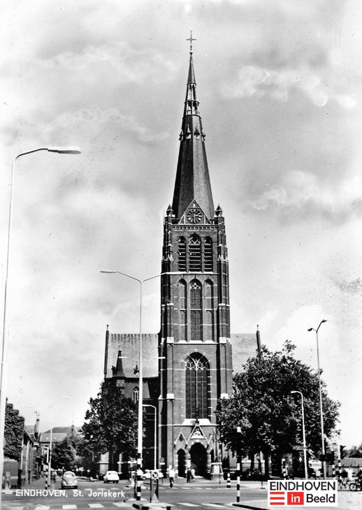 Weekendnieuws: uitvaart Harry van Raaij en demonstraties in Eindhoven