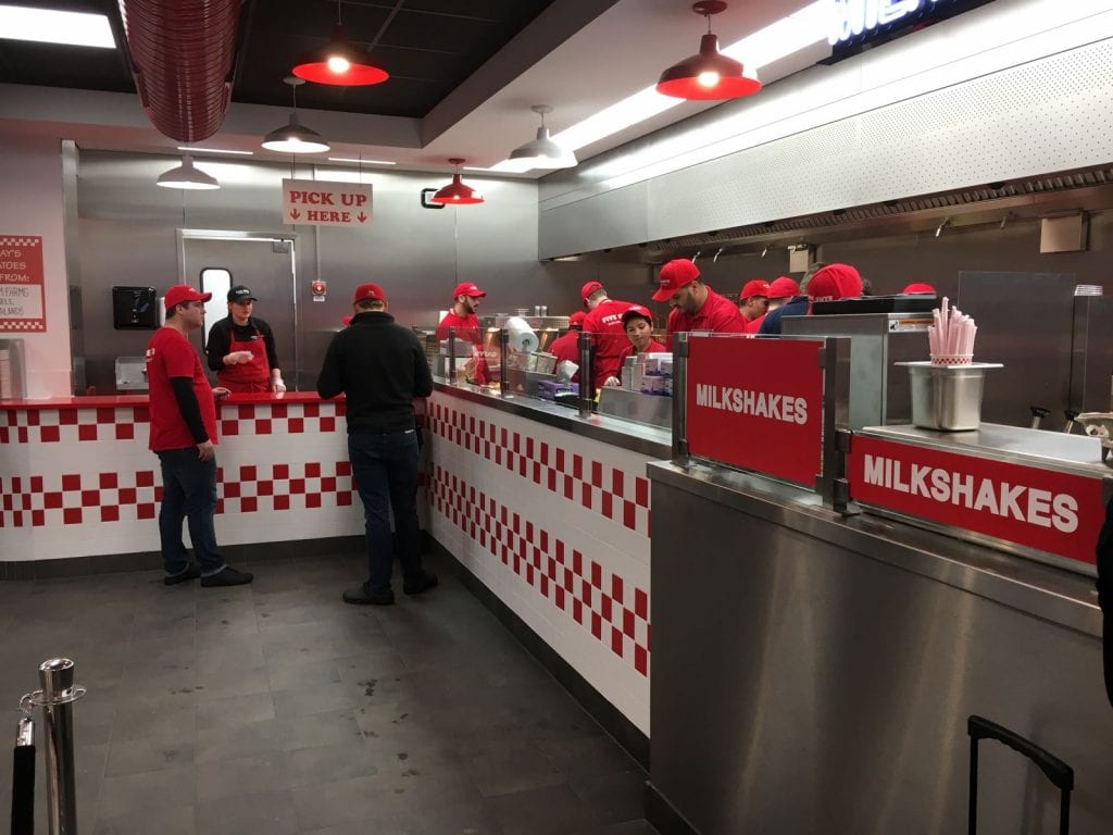 Five Guys op de Markt is open en zo ziet het eruit - indebuurt Eindhoven