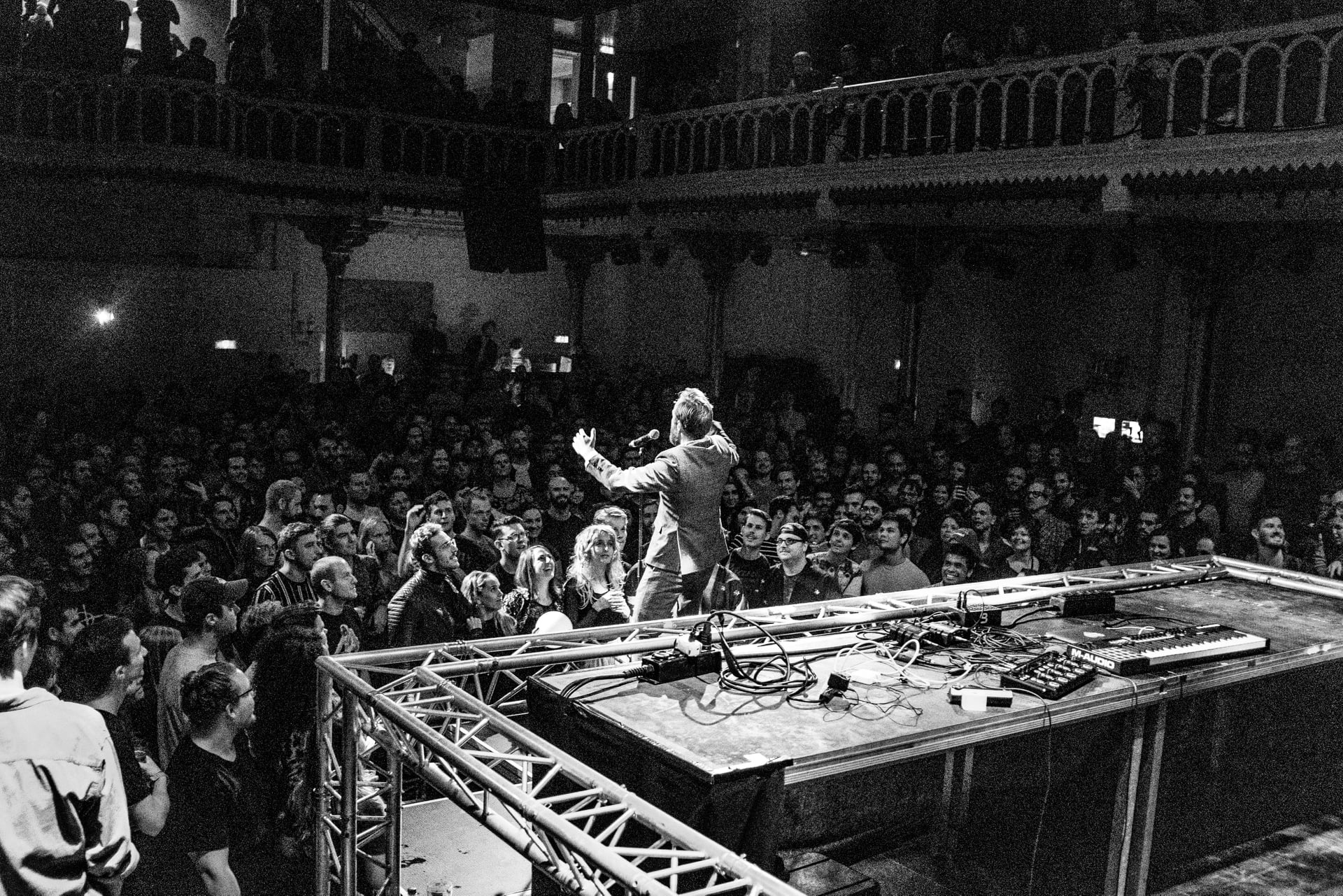 Comedian Stephen Bell: 'Ik ben echt verslaafd aan de rush van optreden'