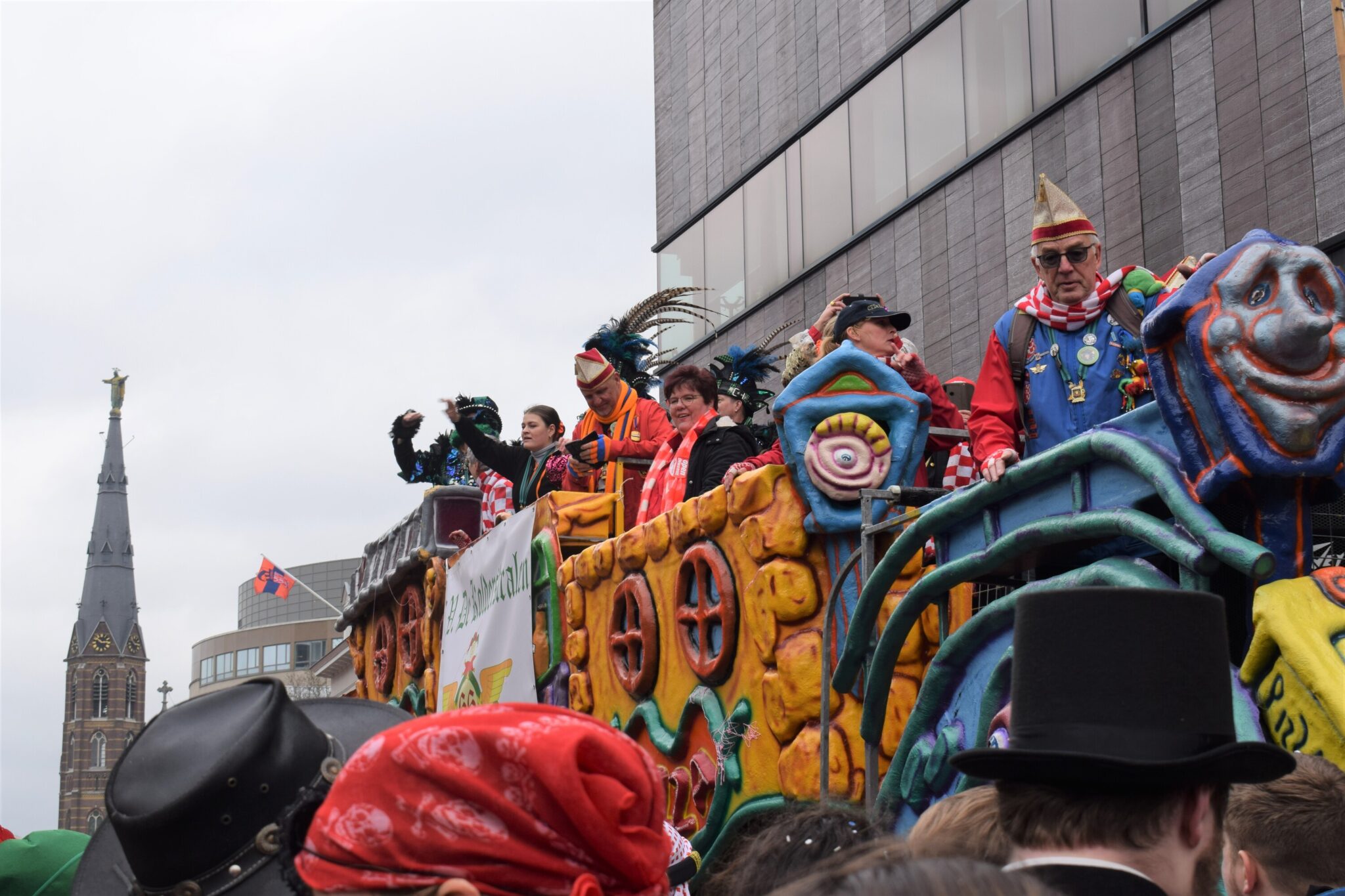 Lampegatse Optocht 2023: zo zag het eruit - indebuurt Eindhoven