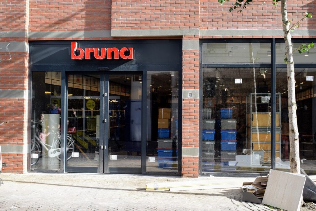 Nieuw in Enschede: Bruna en een echte Italiaanse modezaak - indebuurt ...