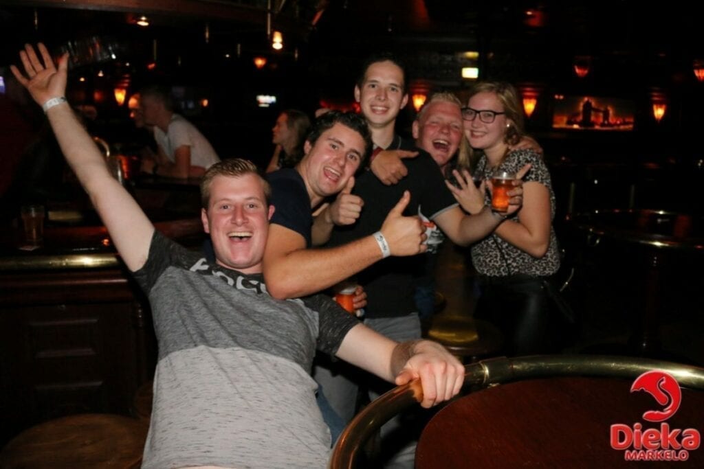 Kennen we deze nog? 8 x stappen bij grote discotheken buiten Enschede ...