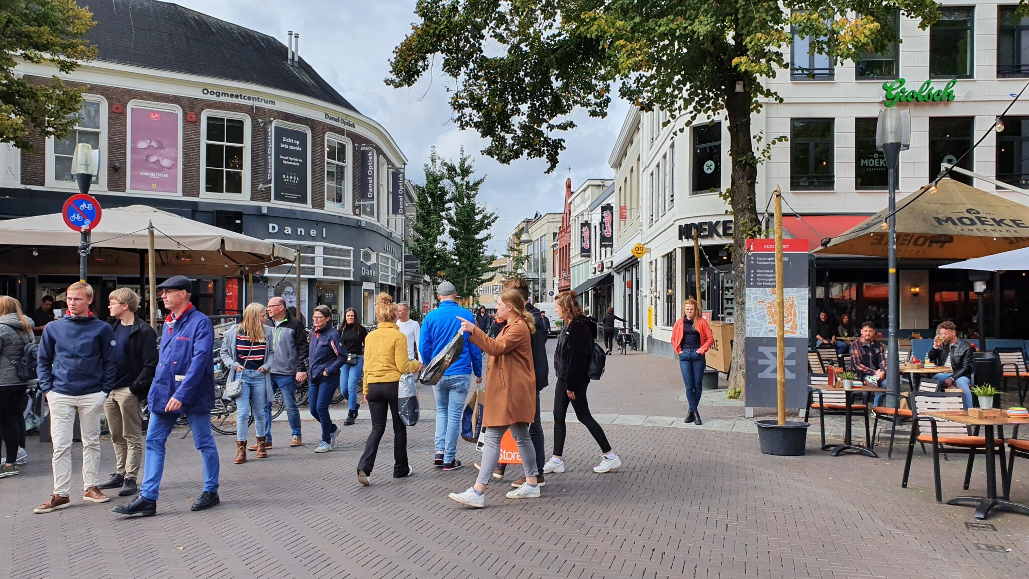 Rutte kondigt nieuwe coronamaatregelen aan: dit verandert er in ...