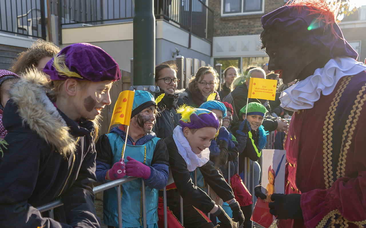 Foto's! Zo zag de intocht van Sinterklaas in Gouda 2018 eruit (deel 1) - indebuurt Gouda