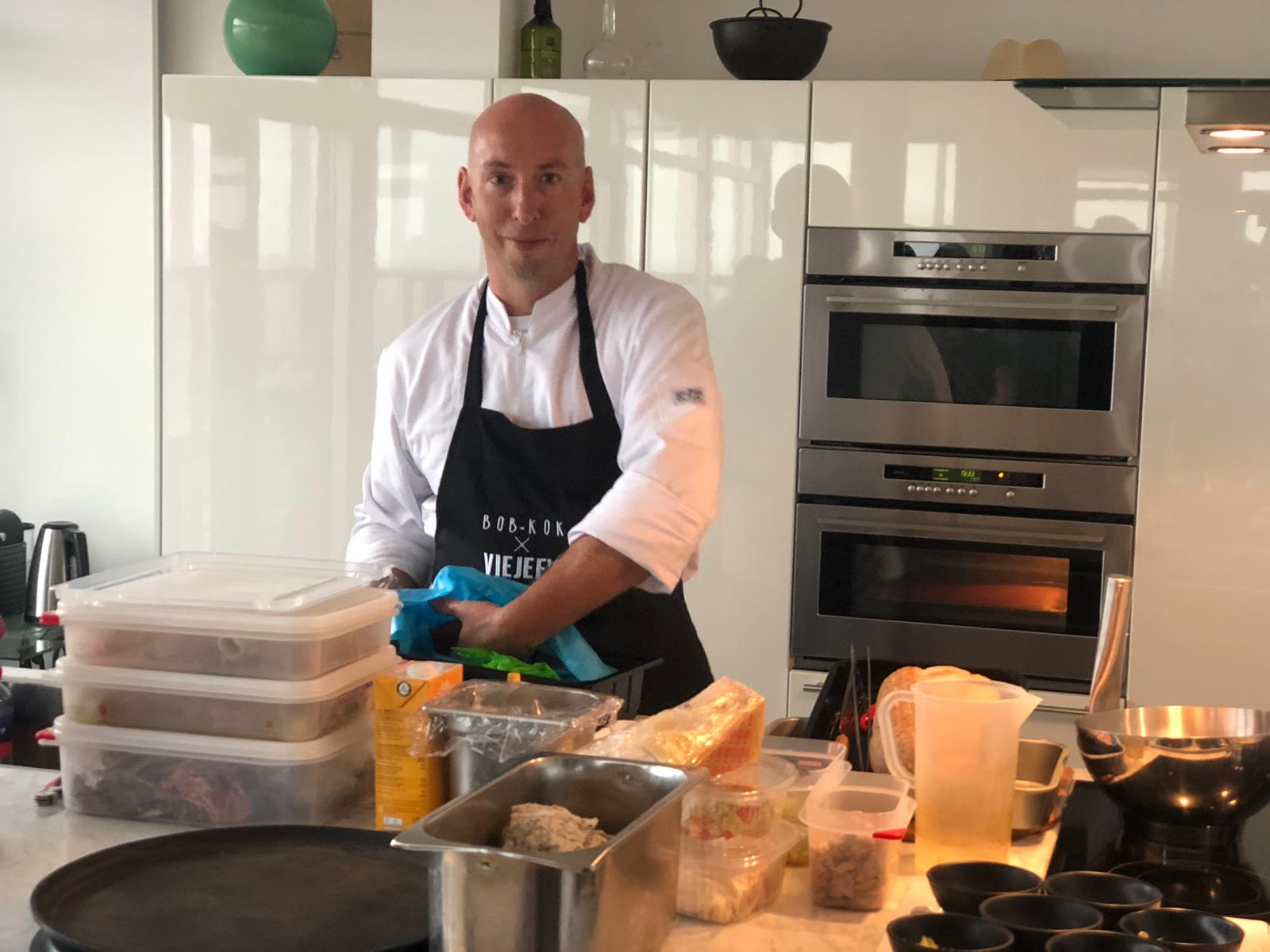 Chef Bob heeft een succesvol cateringbedrijf: "Ondernemen is kijken ...