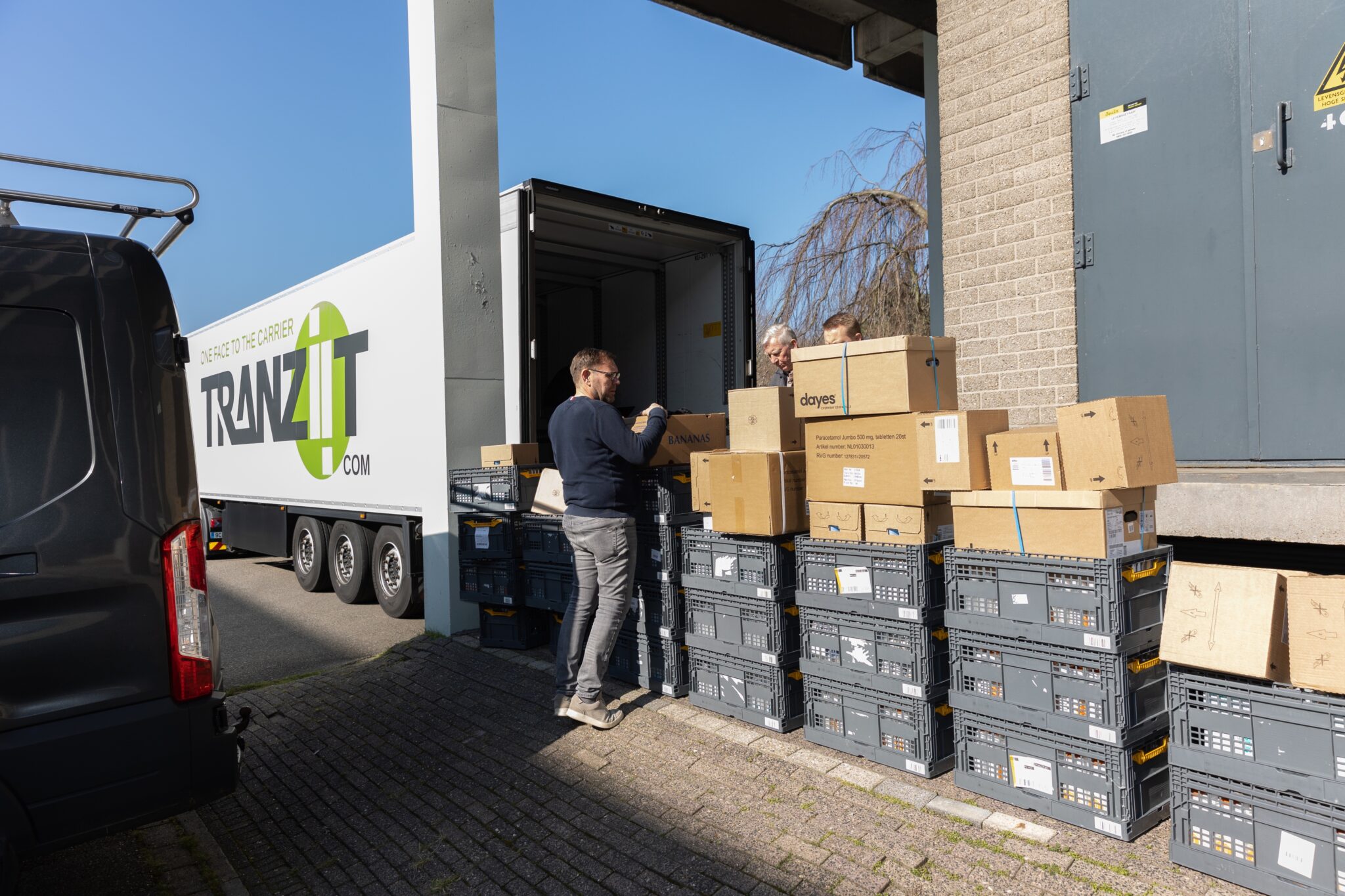 Zes volle vrachtwagens richting Oekraïne: 'Mooi om de betrokkenheid te ...