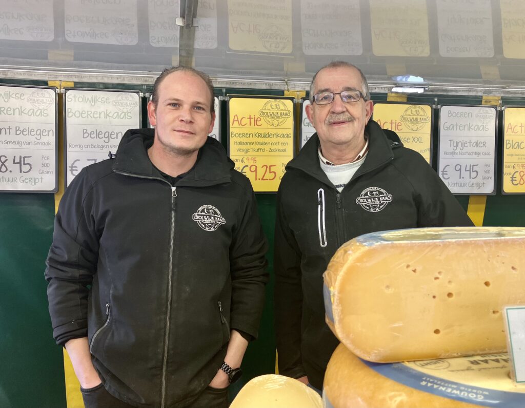Op de Goudse warenmarkt: 'Ik heb tien keer meer soorten kaas dan mijn ...
