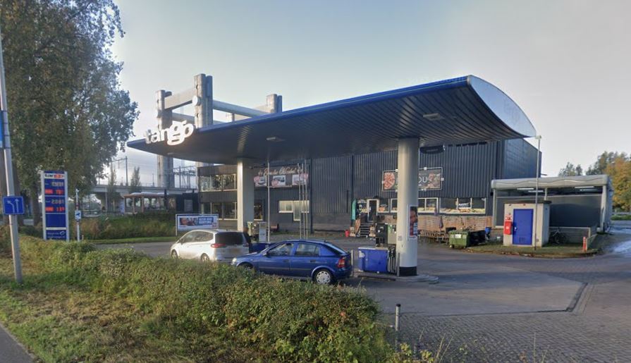 Prijsverschil tussen tankstations in Gouda is groot: hier betaal je het ...