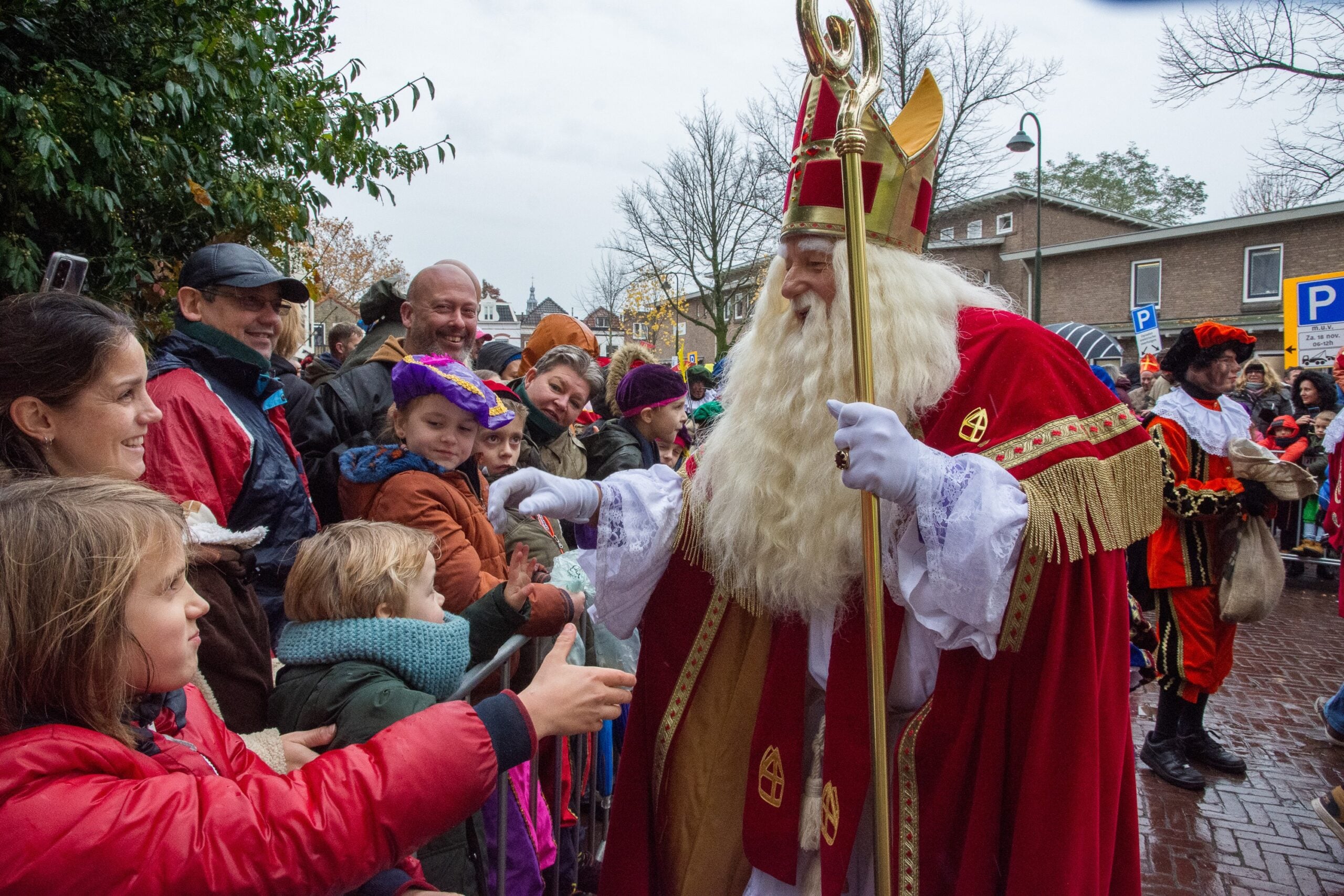 Foto’s! Zo zag de intocht van Sinterklaas in Gouda eruit - indebuurt Gouda