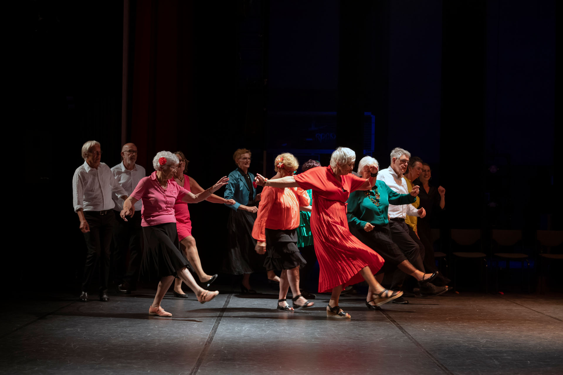 Loes (68) en Mary (72) dansen de sterren van de hemel: ‘Bezoekers ...