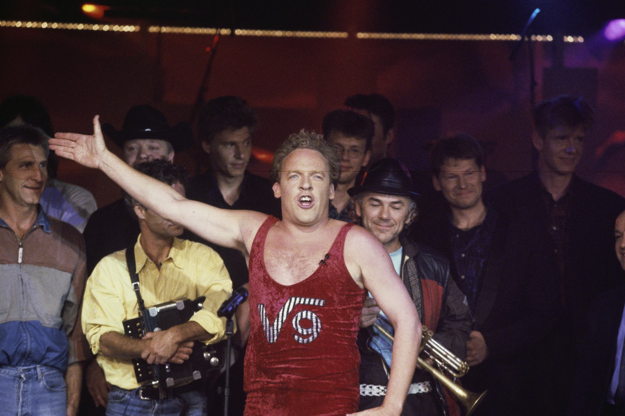 Even wat luchtigs: 5 x lekker lachen met Groningse cabaretier Bert ...