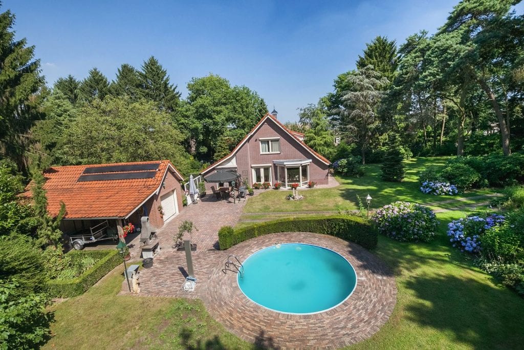 Om van te dromen: 9 x huizen met een zwembad - indebuurt Helmond