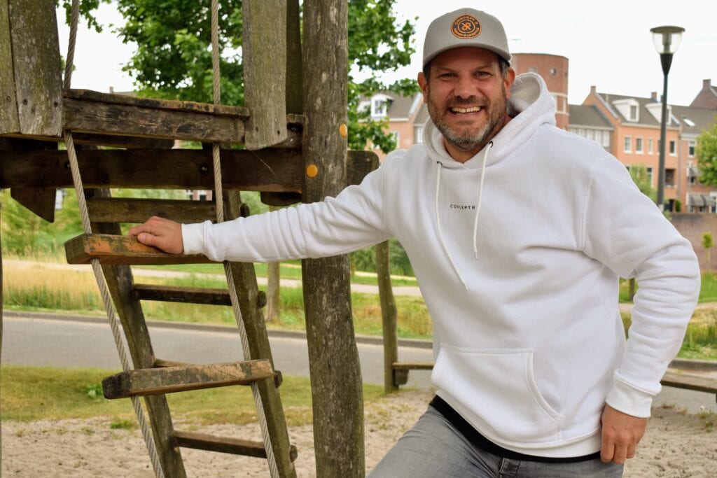 Jorik van Expeditie Robinson: 'Ik viel 12 kilo af' - indebuurt Helmond