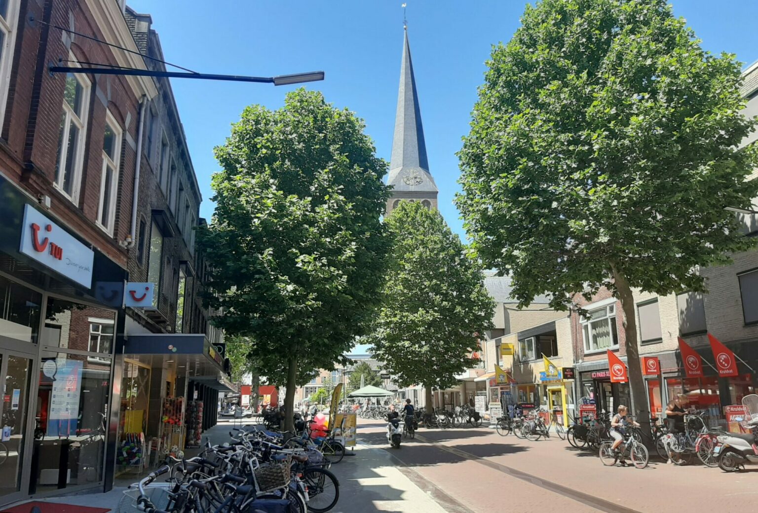 Binnenkijken bij Claudia: ‘Hotel-chique is de juiste benaming voor de ...