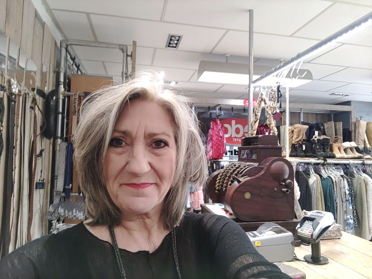 Diana stopt na 8 jaar met haar winkel en vertrekt naar Spanje: ‘De ...