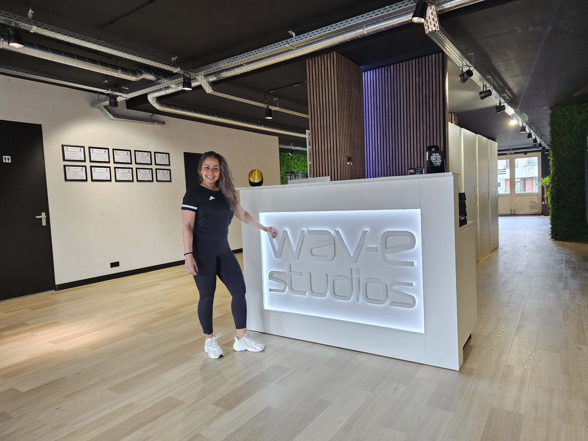 Drie uur trainen in een kwartier: Sonia opent nieuwe Wav-e Studio in Hengelo - indebuurt Hengelo