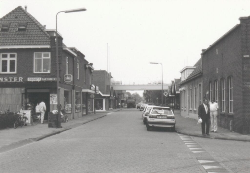 Foto's! Zo zag het centrum van Numansdorp eruit in de jaren '70 en '80 ...