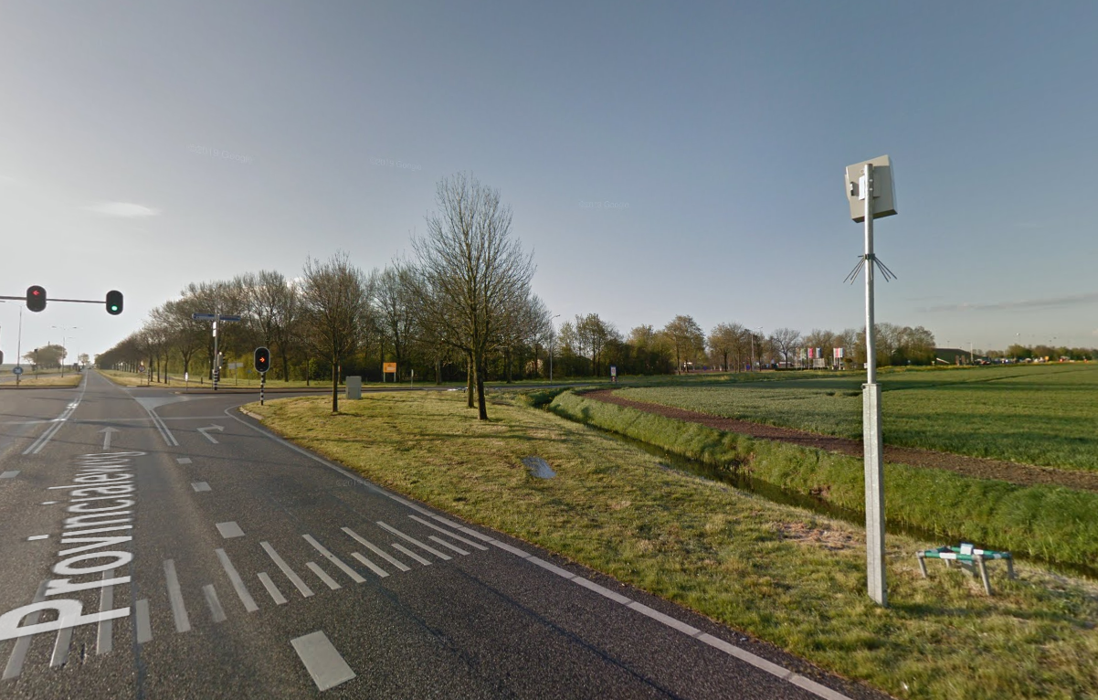 Wow! Flitspalen in de Hoeksche Waard flitsten vorig jaar 184 keer per ...