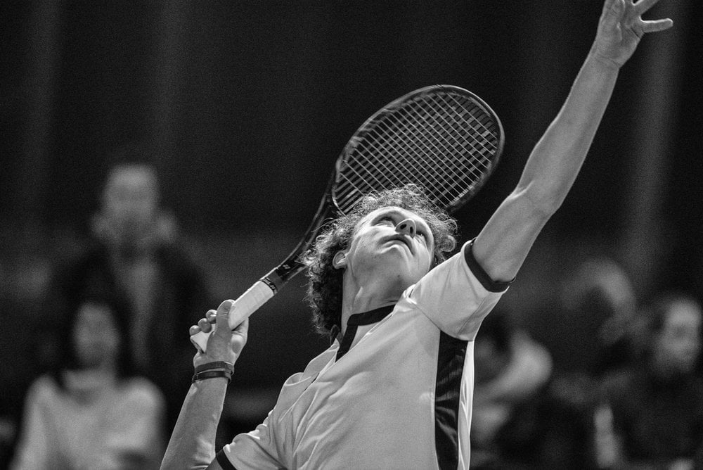 Tim is professioneel tennisser: 'Mentale gezondheid beter bespreekbaar ...