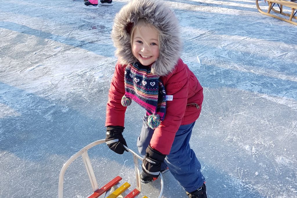 Even nagenieten met deze heerlijke beelden van héél veel schaatsplezier ...