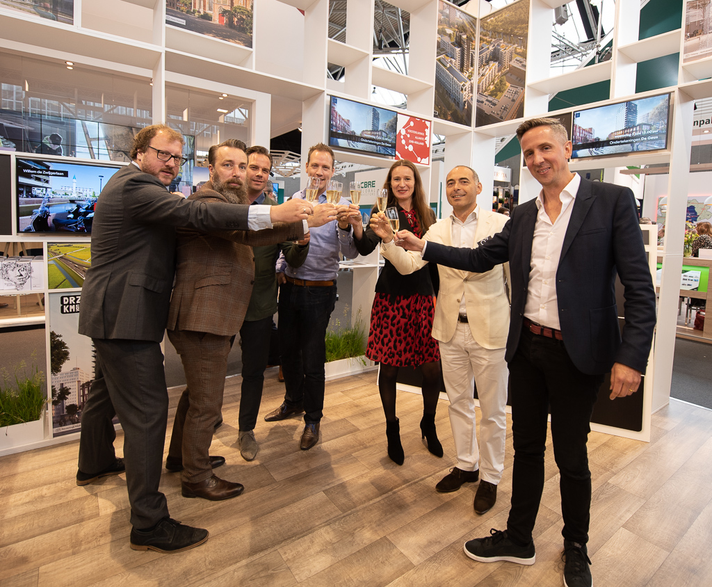 It's happening! Nieuws over de woontoren en megabioscoop De Geus ...