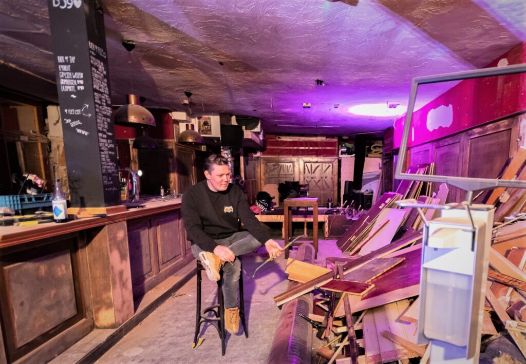 Achter de gesloten deuren van de Veste en de Uyl: 'Zeuren en zeiken ...