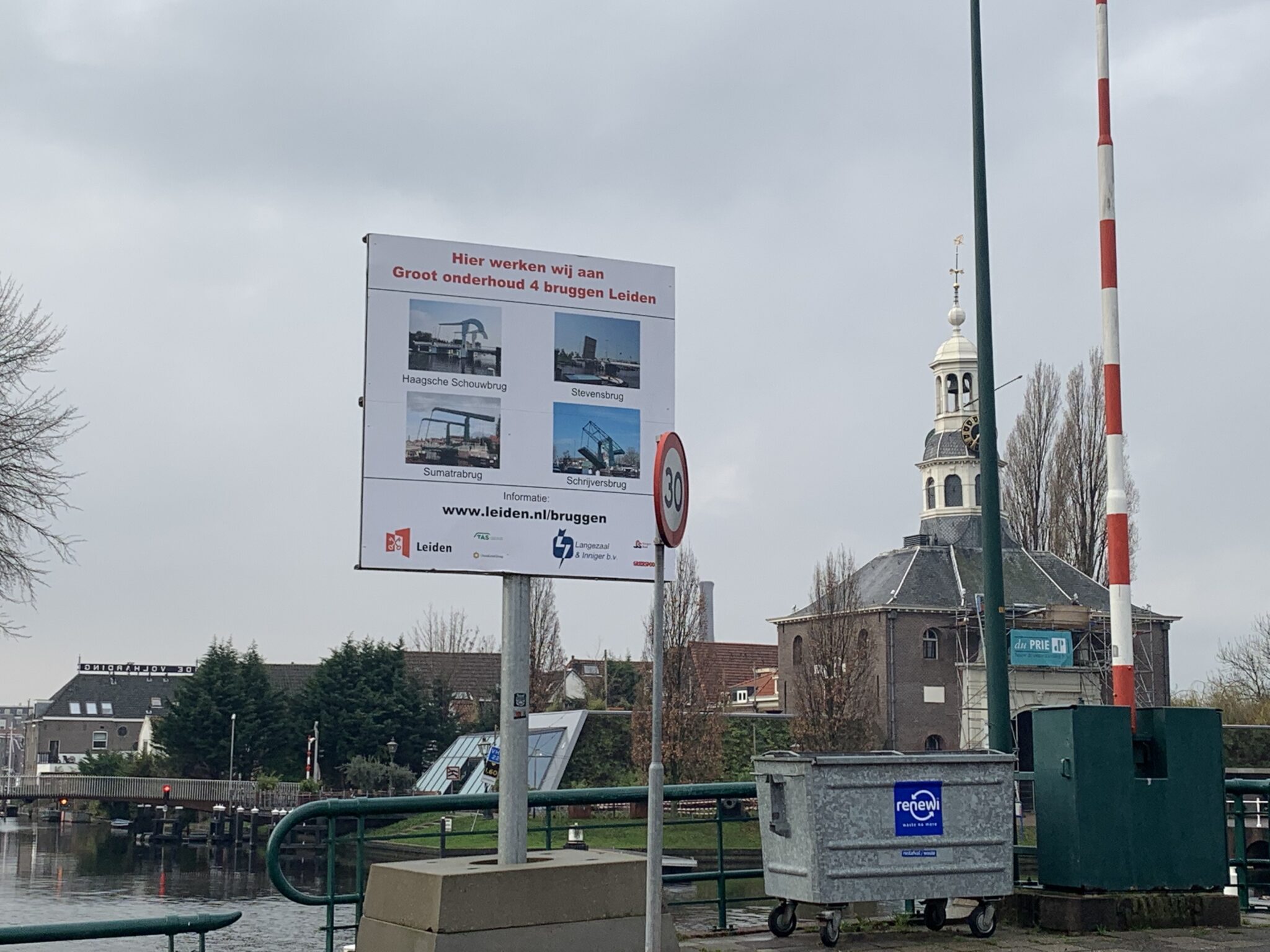Verkeer indebuurt Leiden