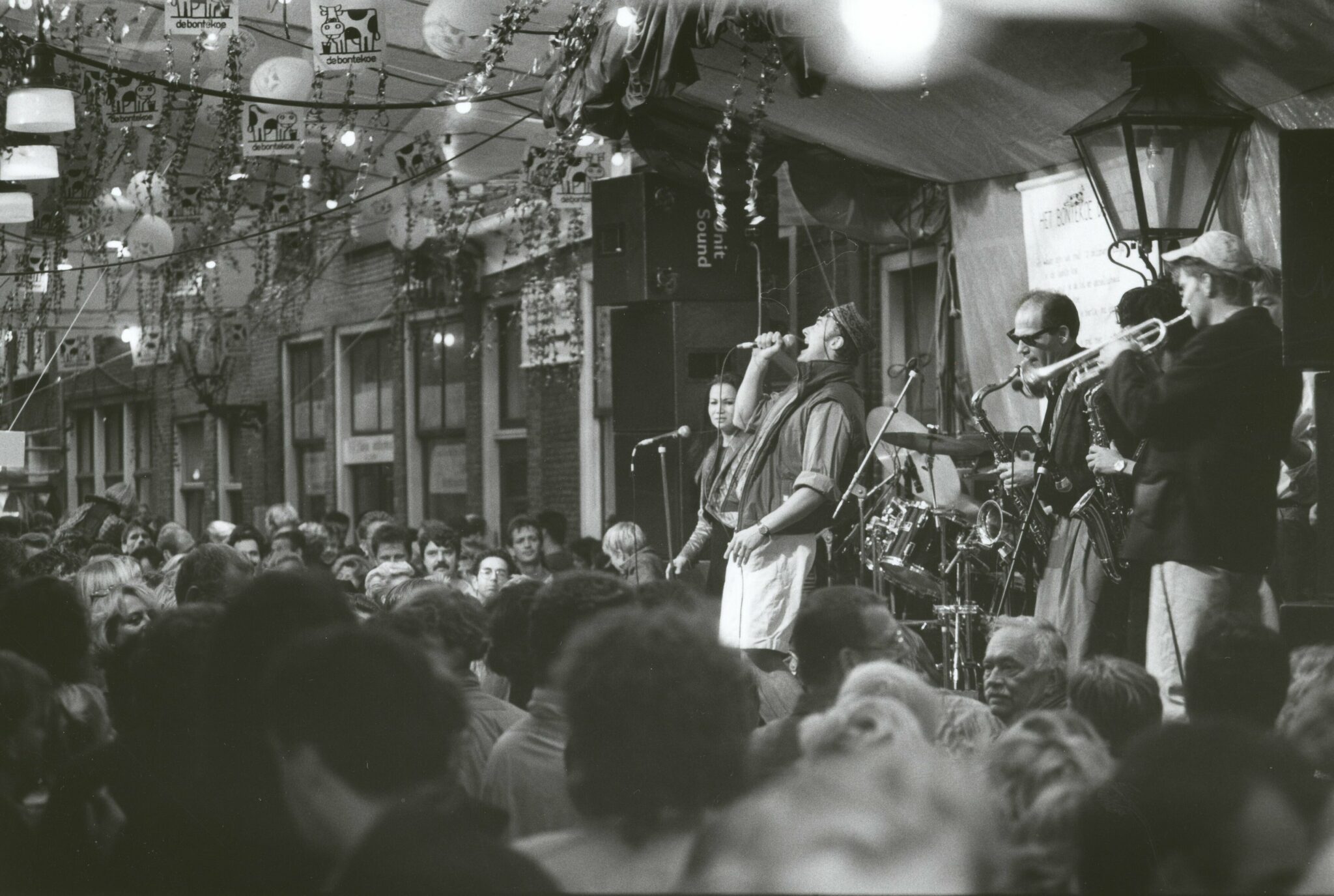 Feest in Leiden! 5 x gezellige foto's uit het archief - indebuurt Leiden