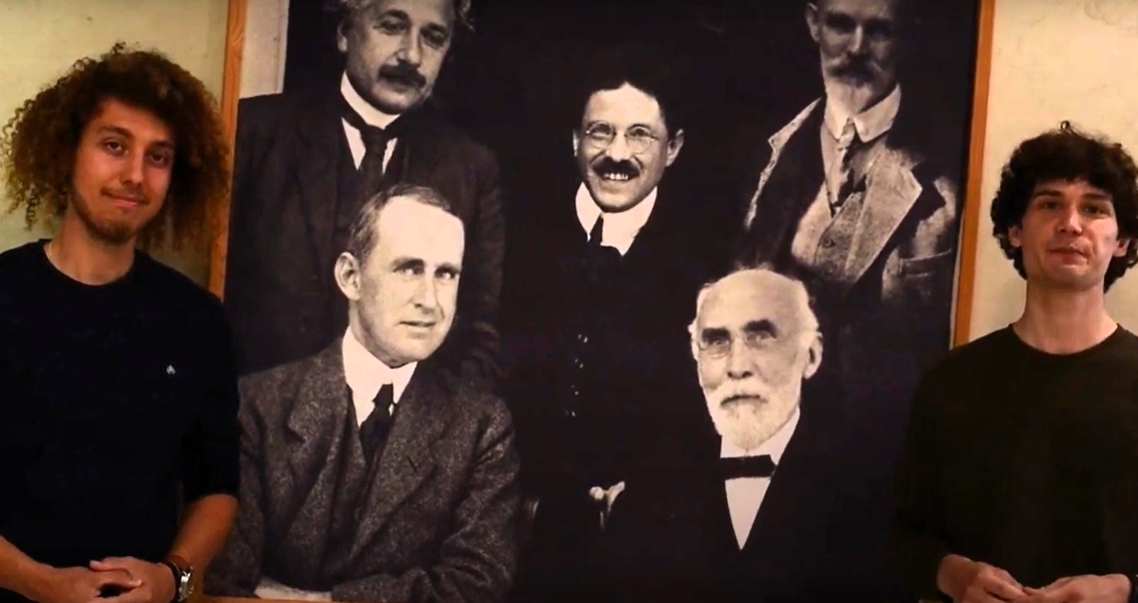 Nour en Frank maakten een podcast over een beroemde Leidse foto: 'Het ...