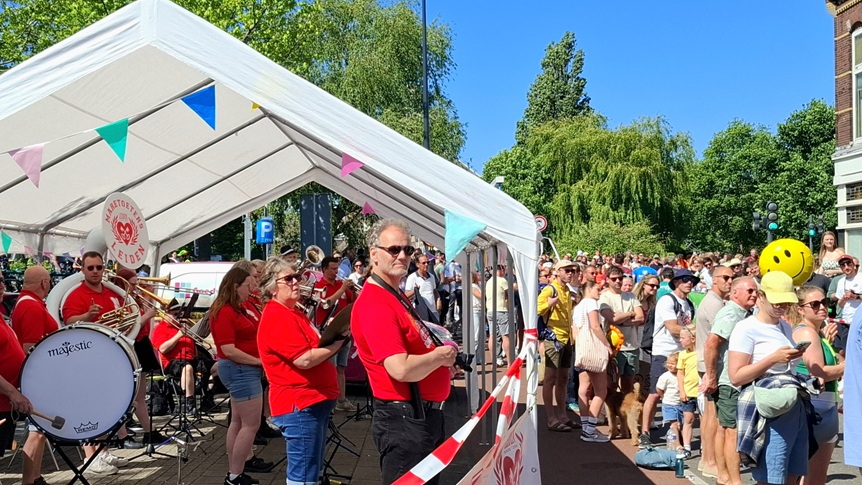 Kijkteris! Dit was de Leiden Marathon 2025 (foto's) - indebuurt Leiden