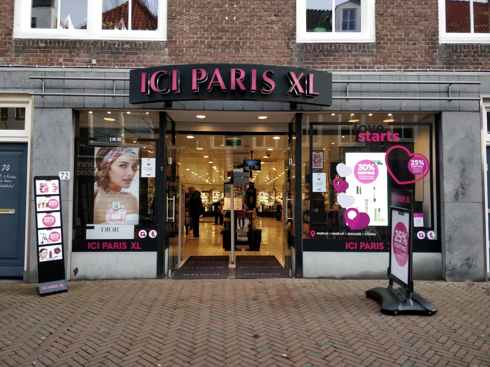 ICI PARIS XL - indebuurt Middelburg