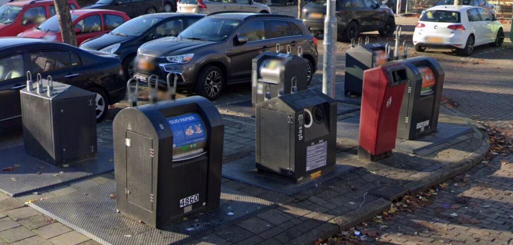 Dit gebeurt er met je oud papier nadat je het in de papiercontainer ...