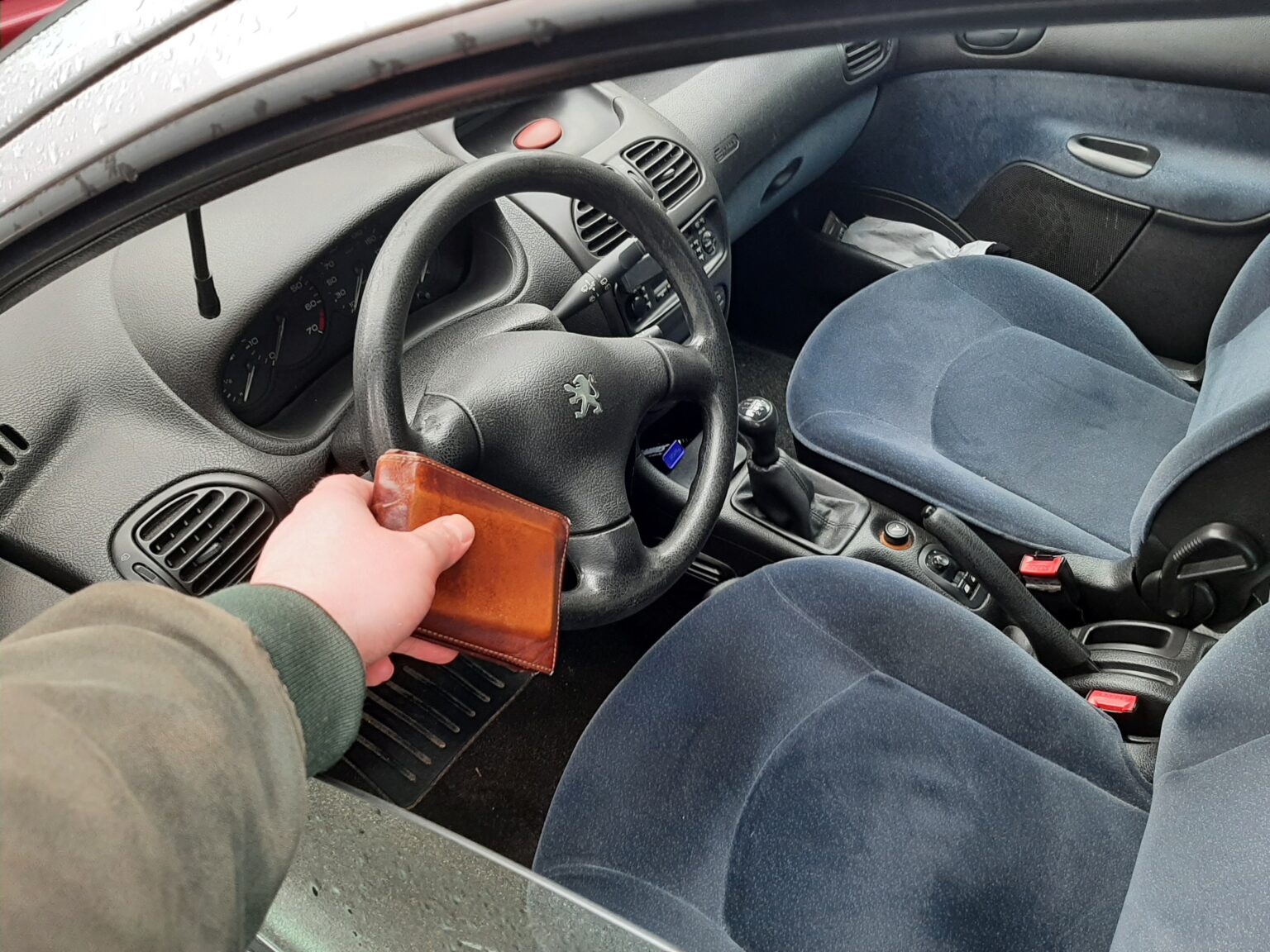 Auto-inbraak alert! In deze Nieuwegeinse buurt kun je je auto beter ...