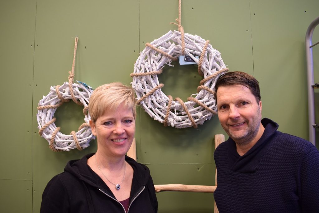 Nieuwkomer 'Altijd Gezellig' opent in de Lange Hezelstraat - indebuurt ...