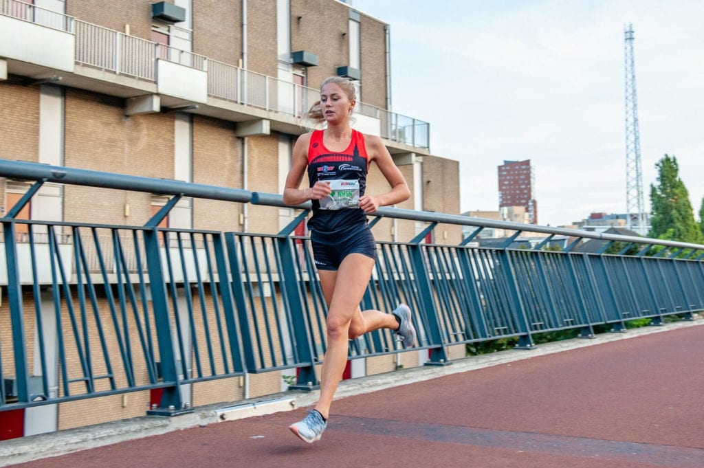 Topatlete Julia (19) uit Zweden woont sinds kort in Nijmegen: "Het ...