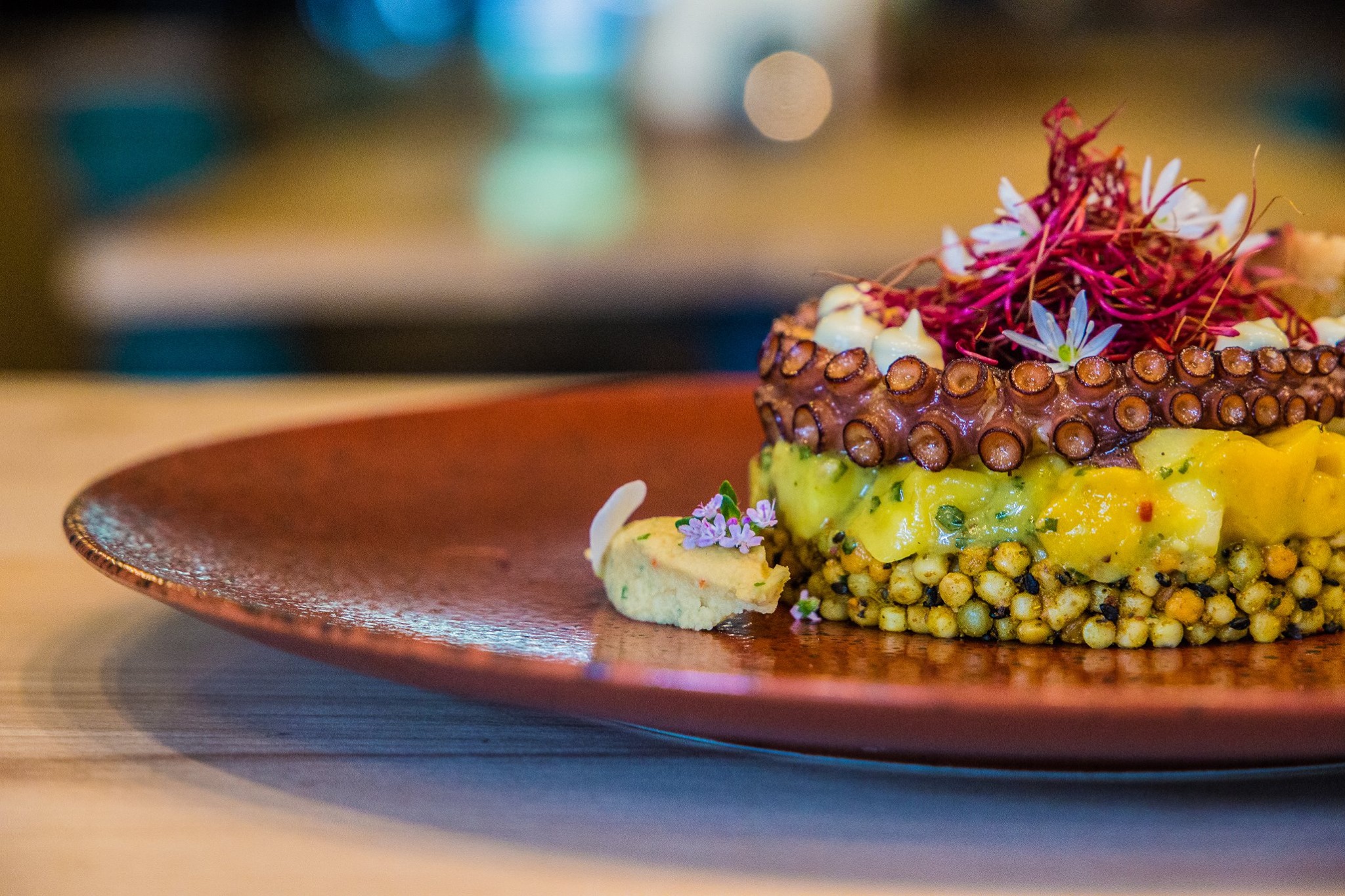 MikMak Nijmegen: Hier reis je in één avond de hele wereld rond