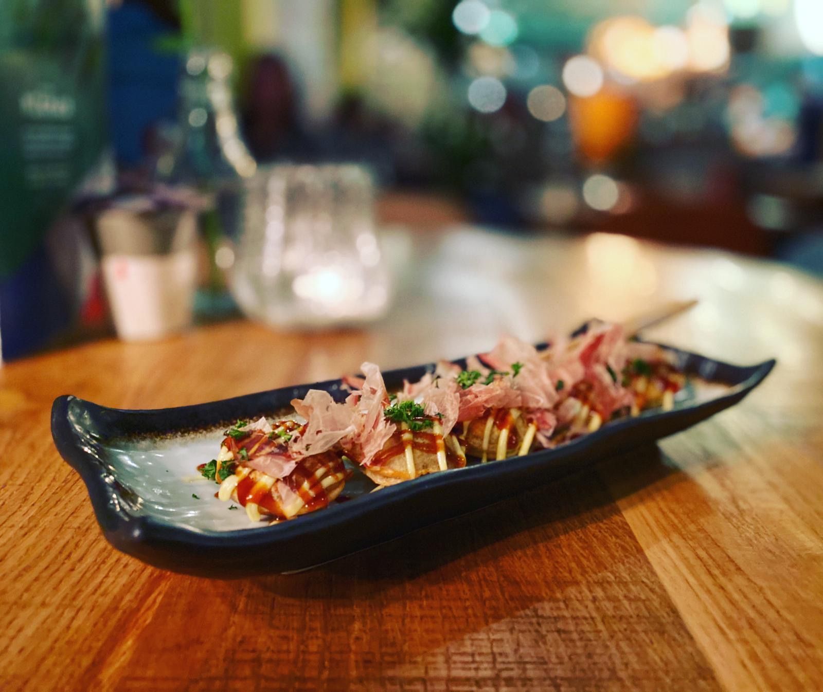 Nieuwe kaart: bij MikMak eet je nu deze bijzondere wereldse gerechten