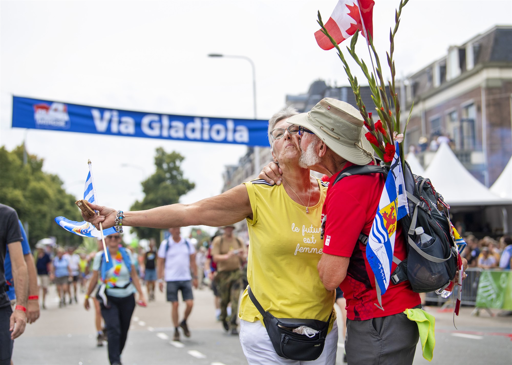 Dit gebeurt er nu met de gladiolen voor de Vierdaagse