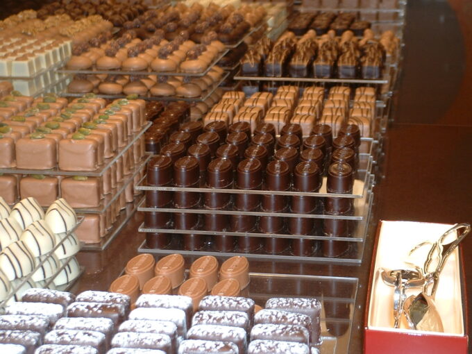 Je eigen chocolaatjes en bonbons maken: bij deze Nijmeegse chocolaterie ...