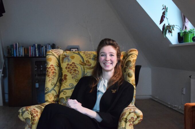 Binnenkijken bij Laurien in een oud klooster: 'Eng is het gelukkig ...