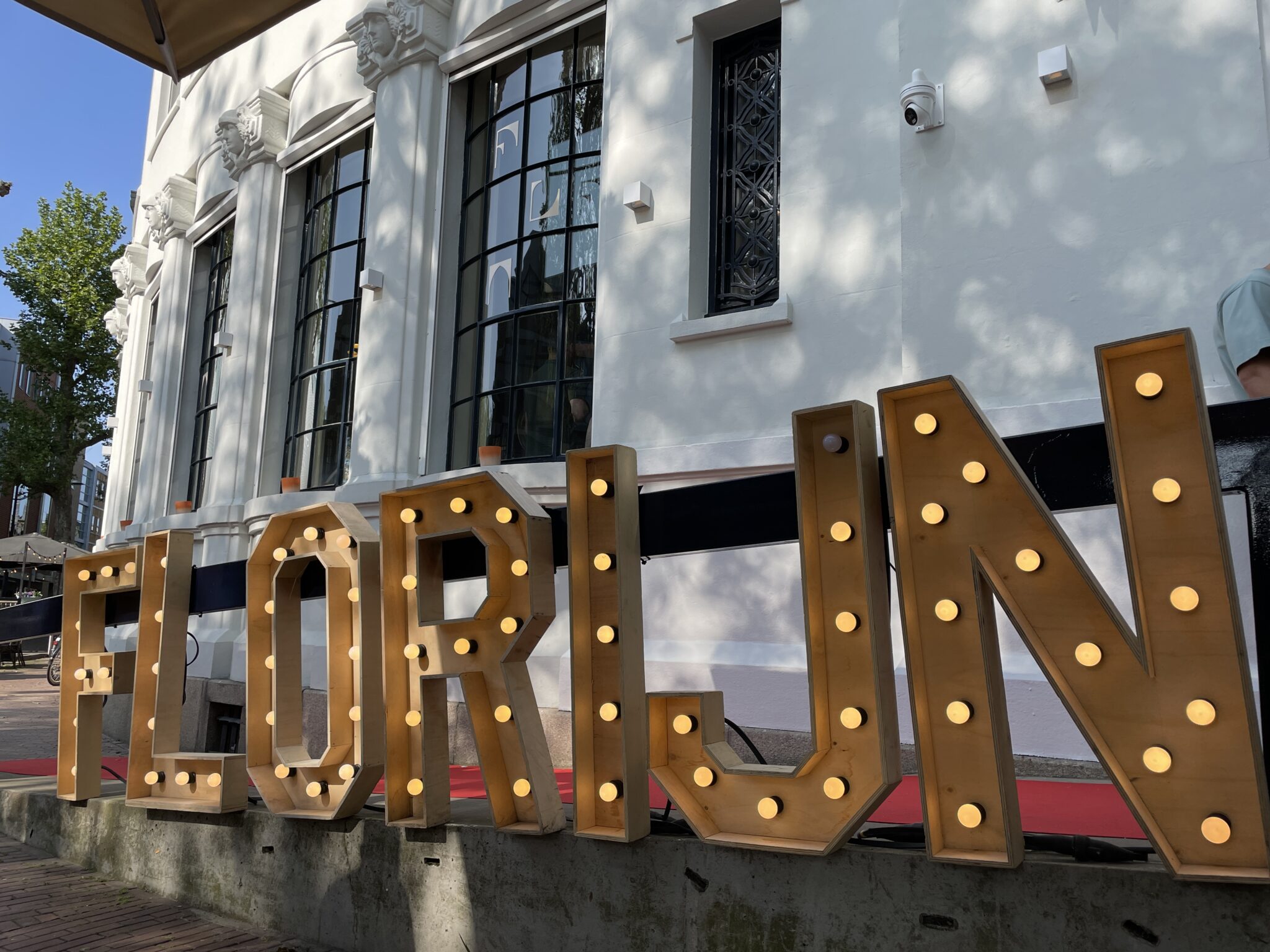 Brouwerij Florijn op het Faberplein is open: zo ziet het eruit