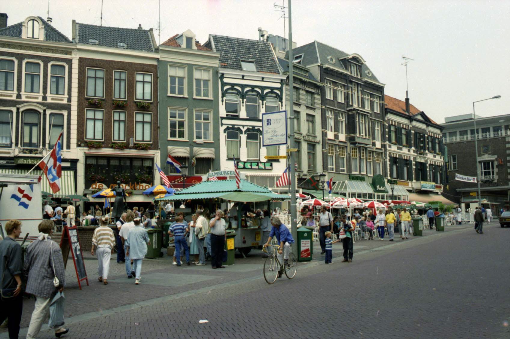 Toen in: 9 x zo zag de Grote Markt in Nijmegen er vroeger uit